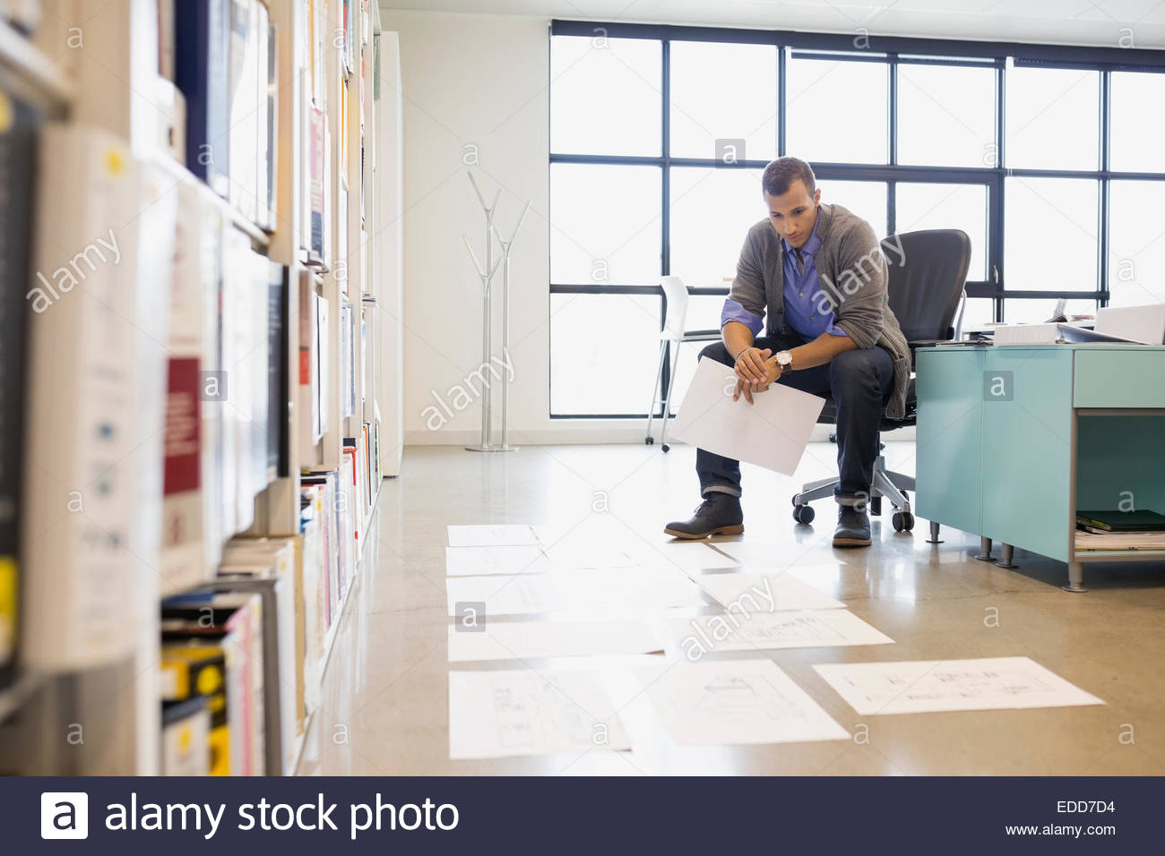 Man floor plans hi-res stock photography and images - Alamy