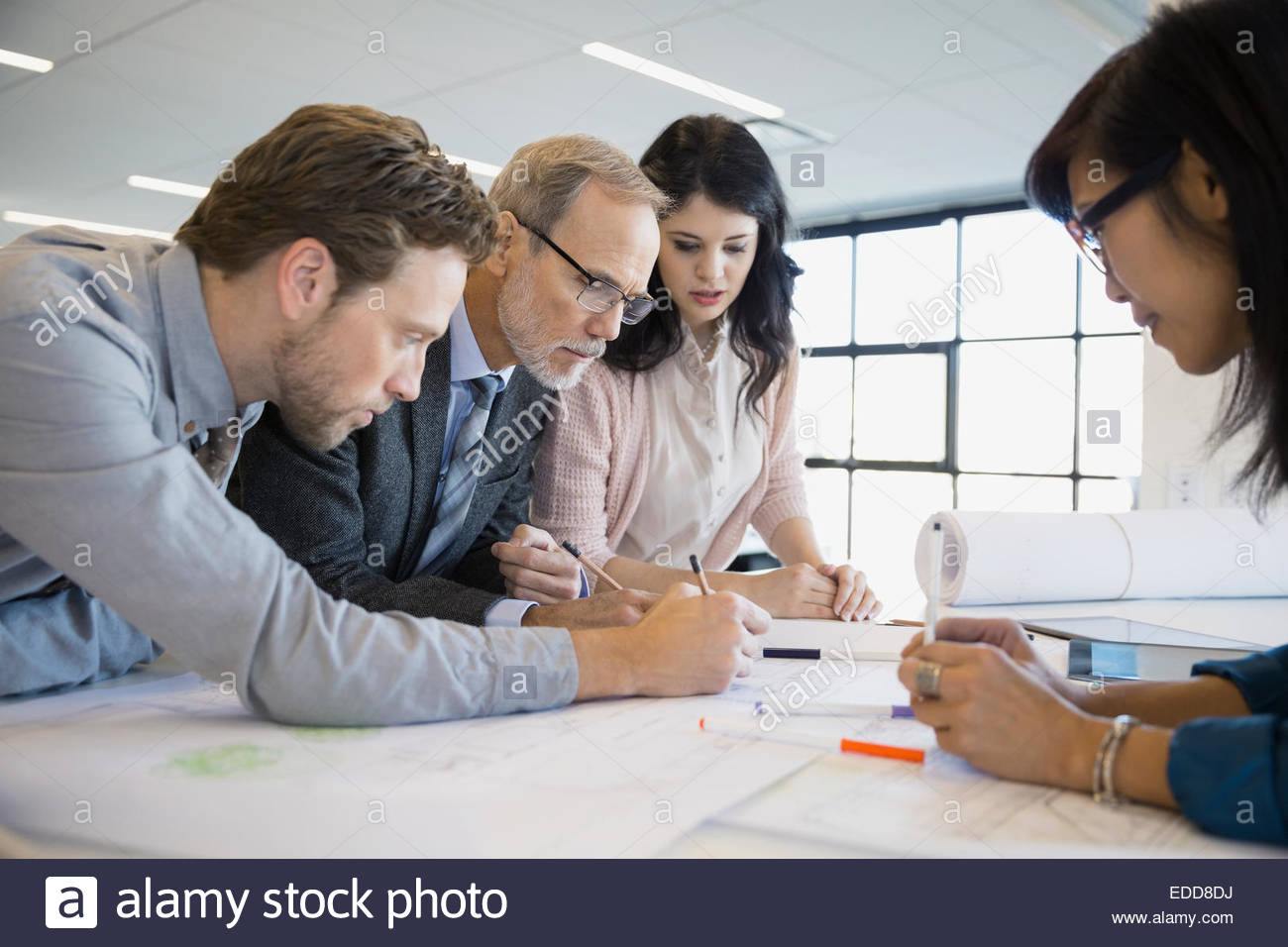 Office men hi-res stock photography and images - Alamy