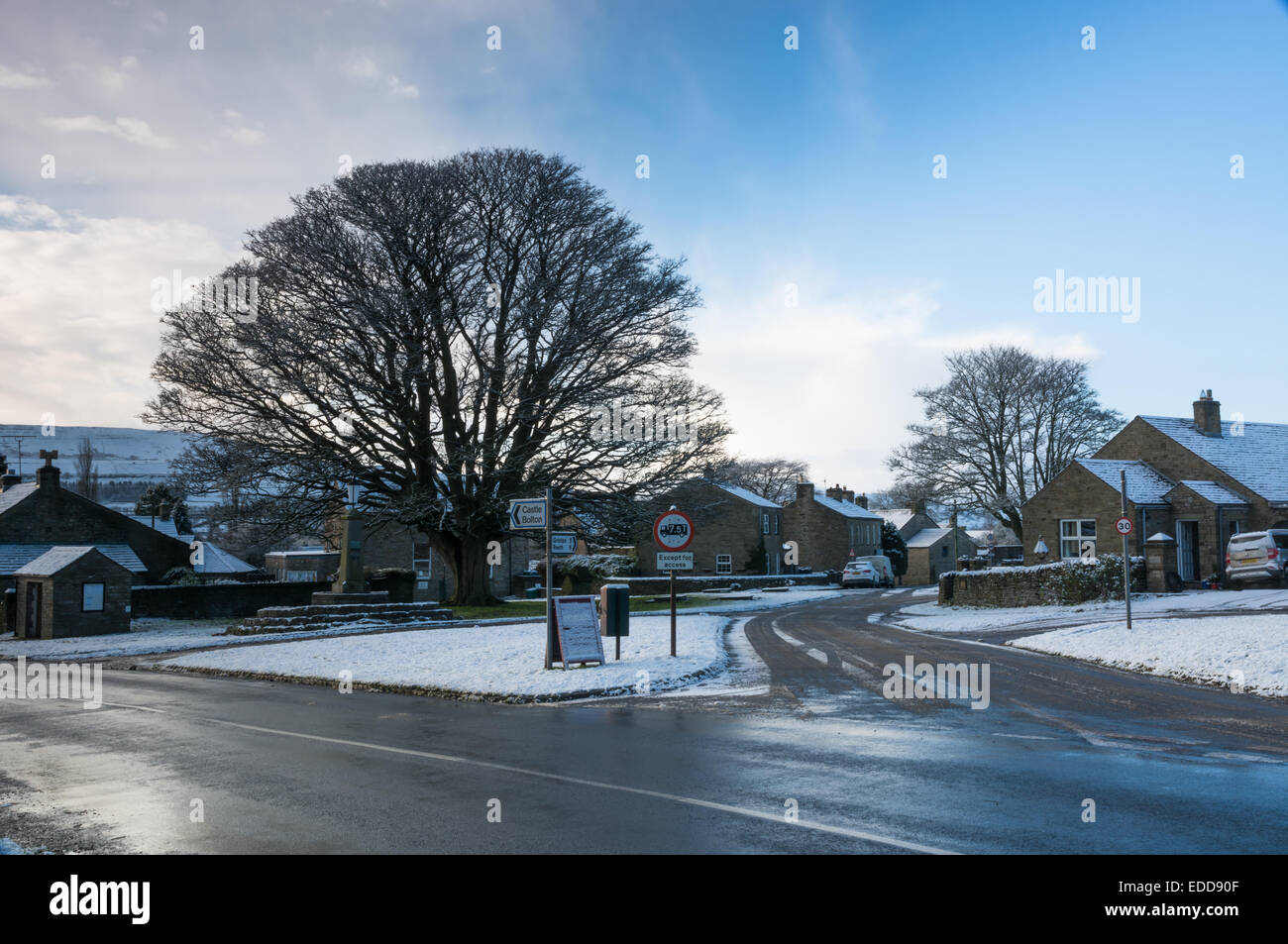 Redmire village yorkshire dales national hi-res stock photography and ...