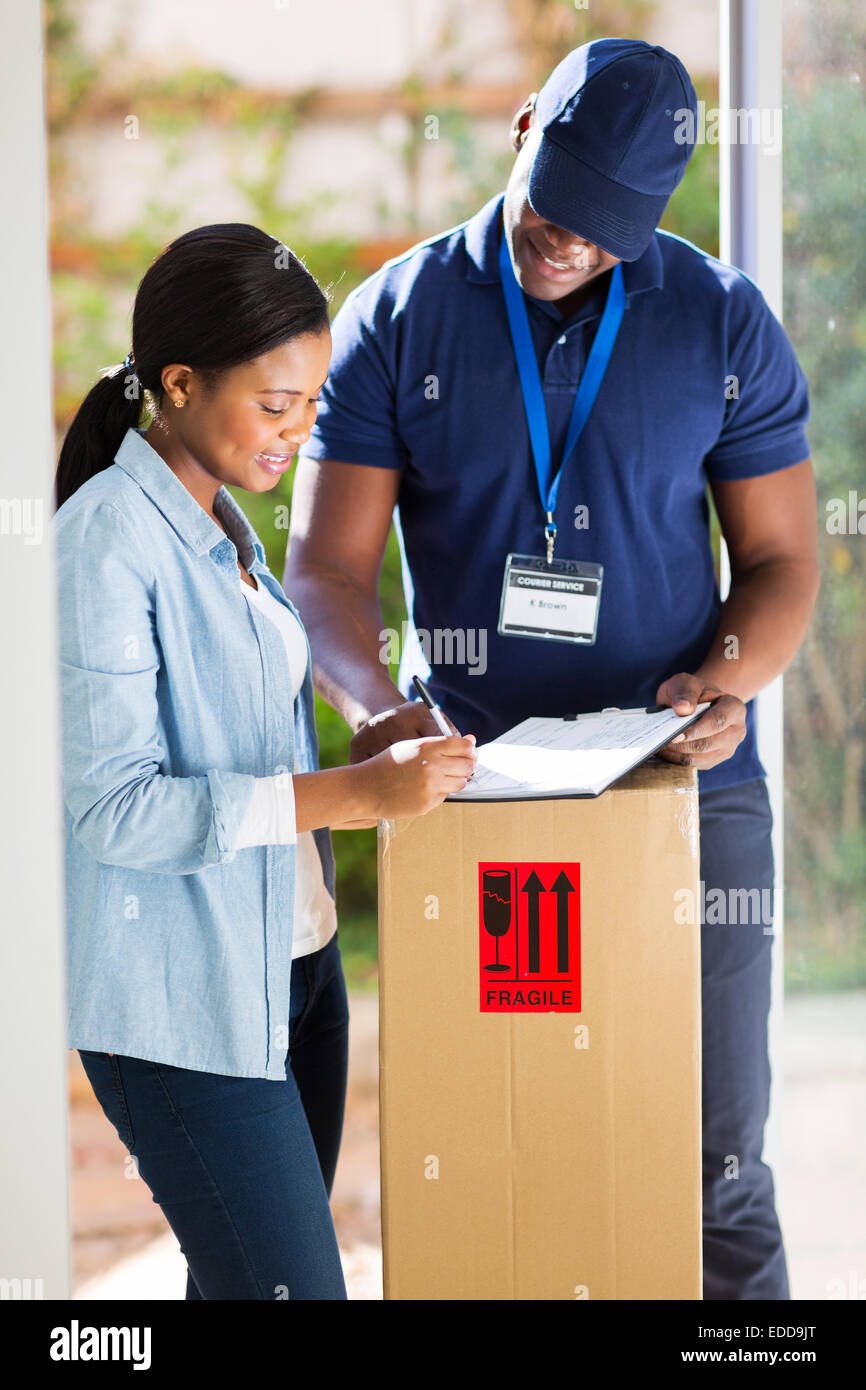Delivery girl hi-res stock photography and images - Alamy