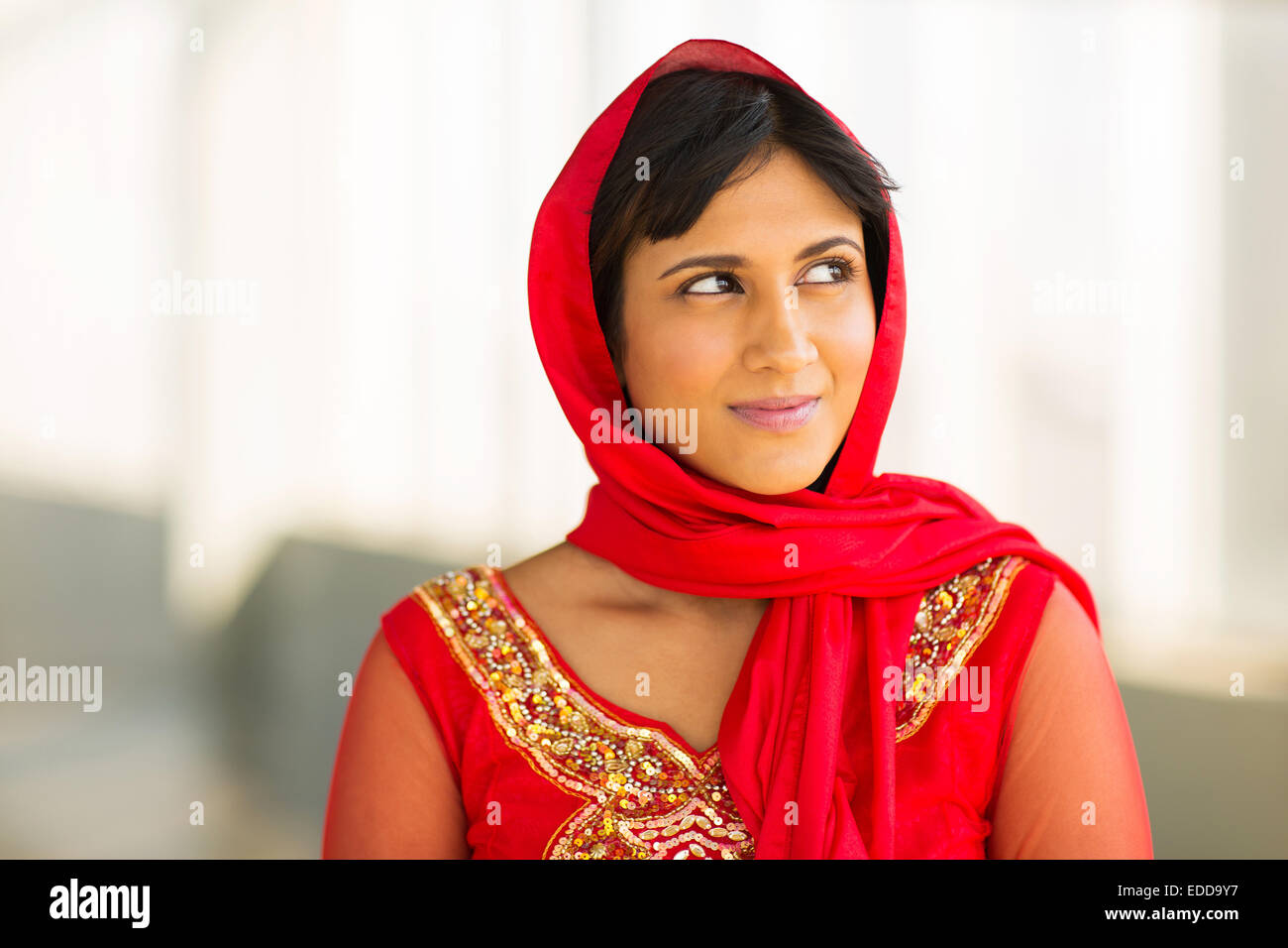Modern indian woman side hi-res stock photography and images - Alamy