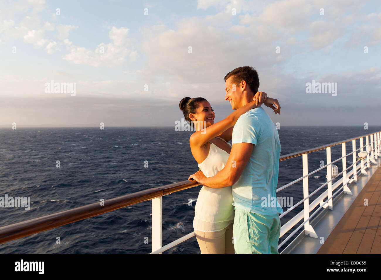 Couple hugging ship deck hi-res stock photography and images - Alamy