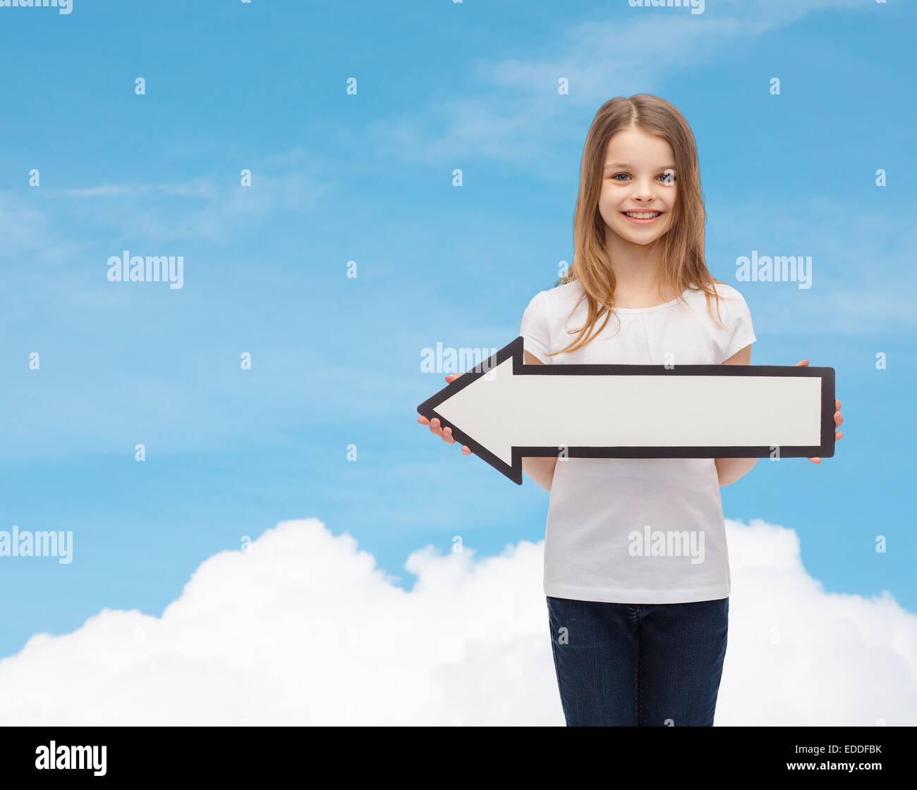 Arrow pointing left hi-res stock photography and images - Alamy