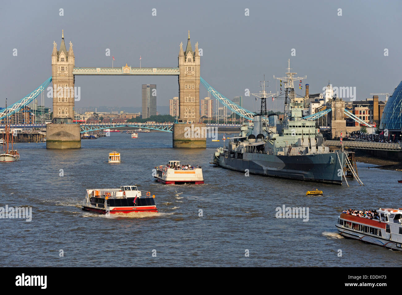 Historical ships london hi-res stock photography and images - Alamy