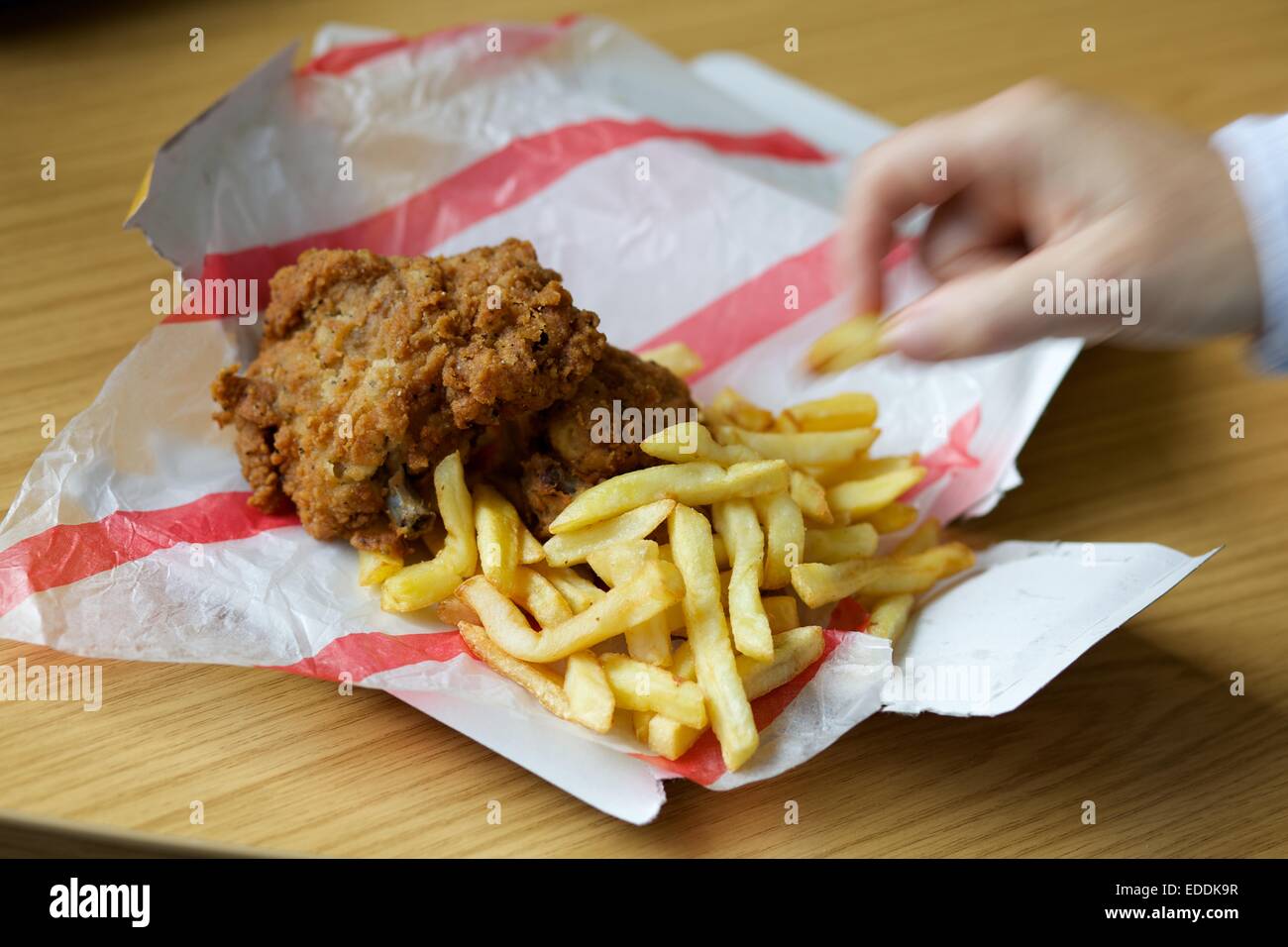 image of fast food chicken and chips Stock Photo - Alamy