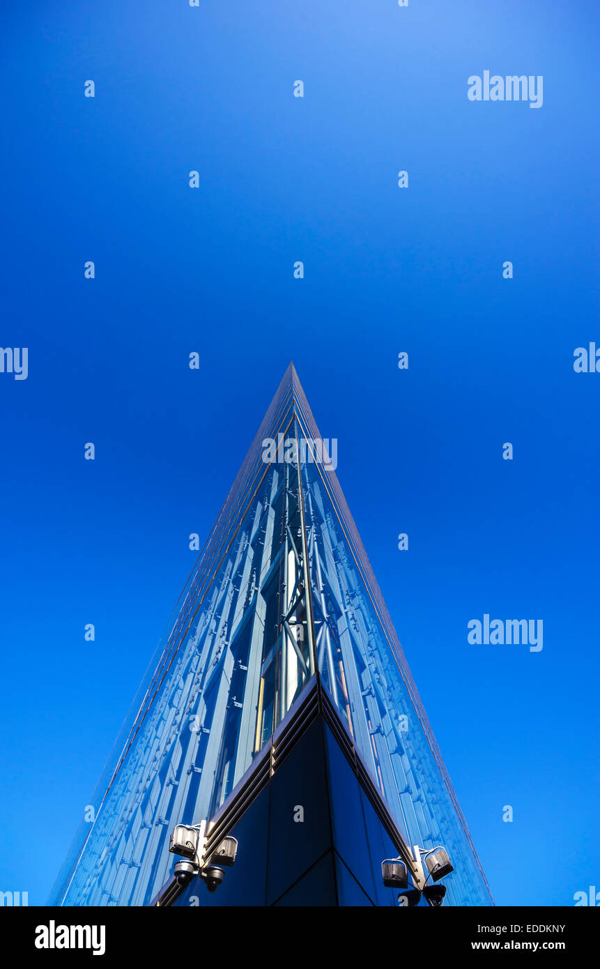 Angular view of gate hi-res stock photography and images - Alamy