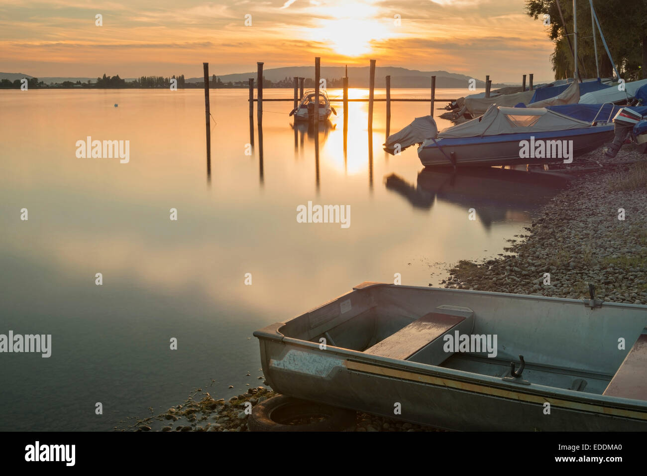 Germany, Baden-Wuerttemberg, Lake Constance, Allensbach, boats at shore ...