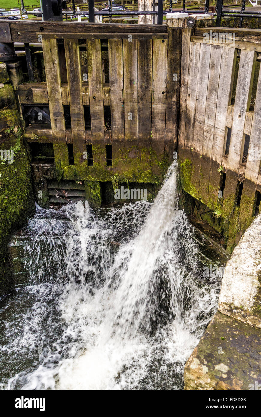 Hirst Lock, Leeds Liverpool Canal, Saltaire, West Yorkshire, UK Stock ...