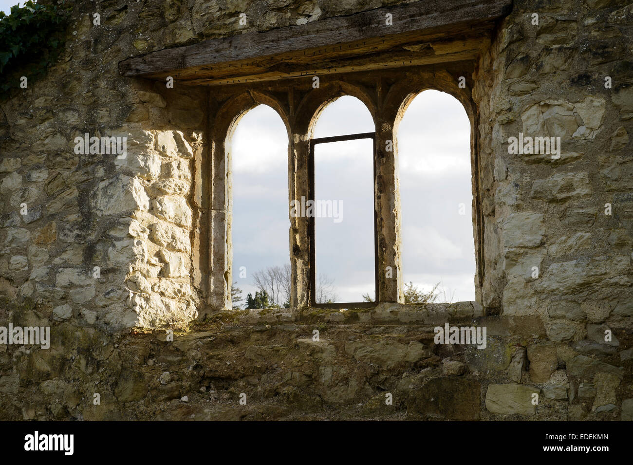Wallingford castle ruins hi-res stock photography and images - Alamy