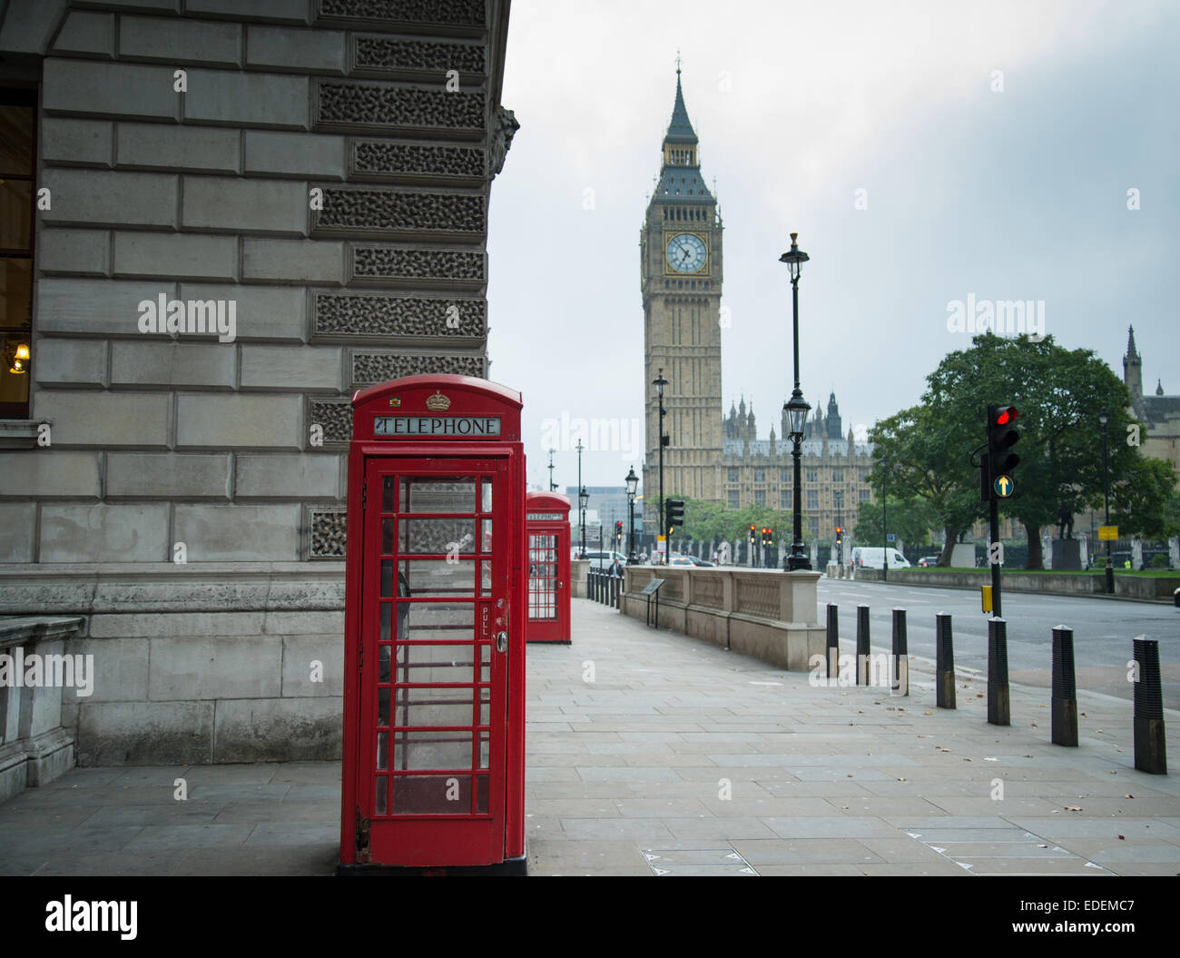 London big ben phone box hi-res stock photography and images - Alamy