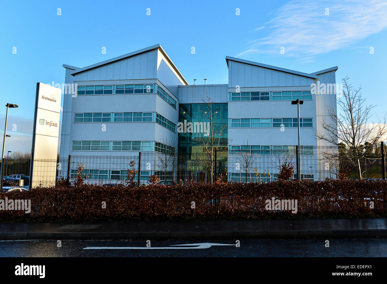 Sky news logo hi-res stock photography and images - Alamy