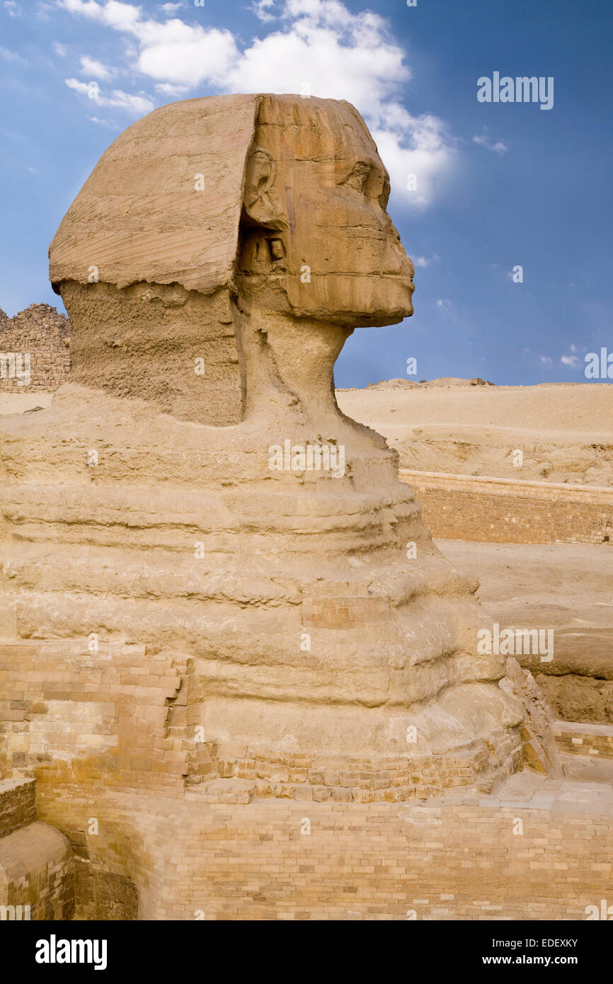 Egyptian Sphinx in Giza, ancient stone statue Stock Photo - Alamy