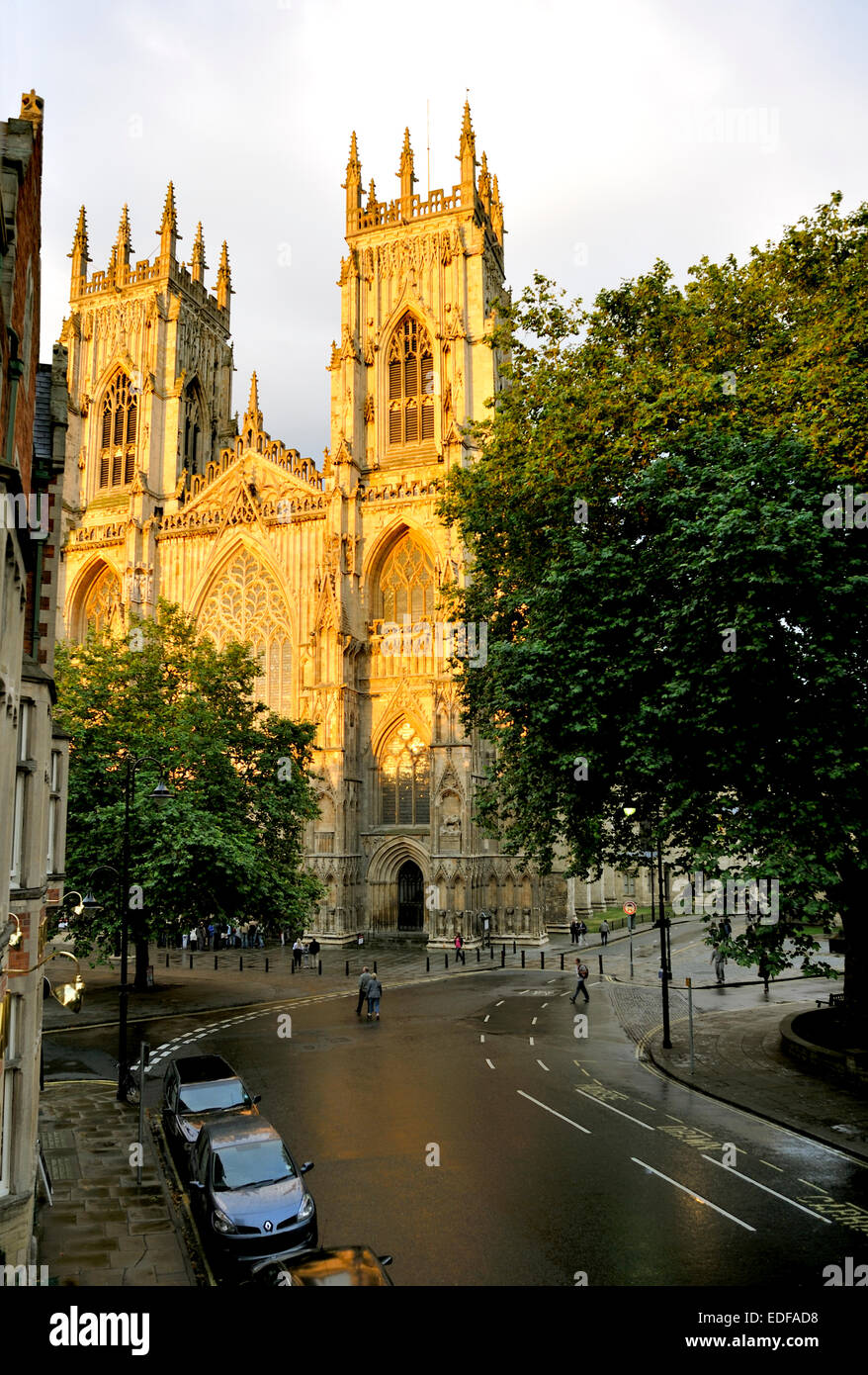The Minster Building Stock Photos & The Minster Building Stock Images ...