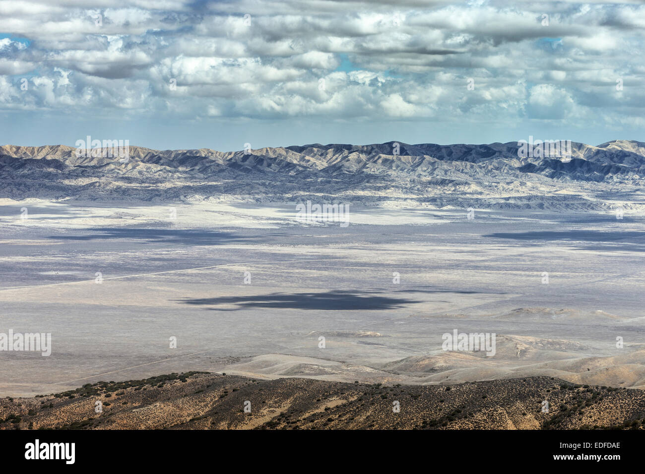 View over plain hi-res stock photography and images - Alamy