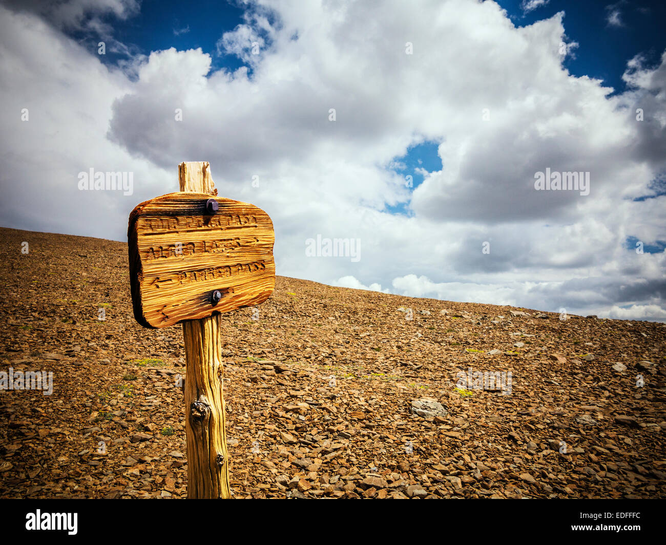 A trail sign post Stock Photo - Alamy