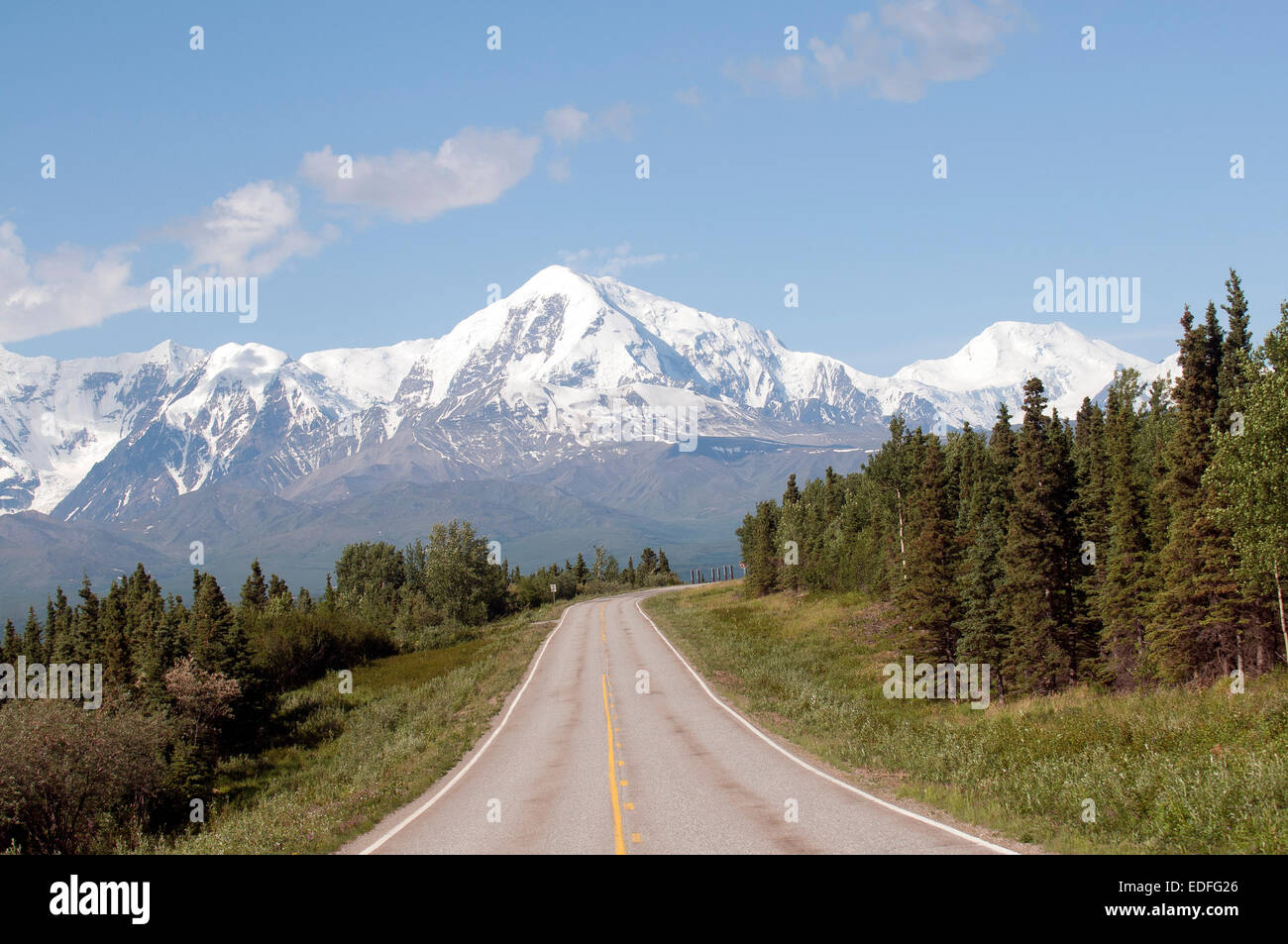Remote Glenn highway in Alaska Stock Photo - Alamy