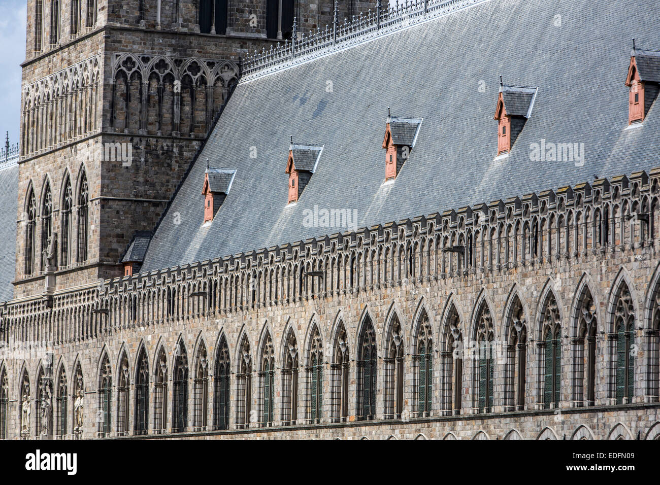 Lakenhal, Cloth Hall, market, old town of Ypres, with the Belfry Tower ...