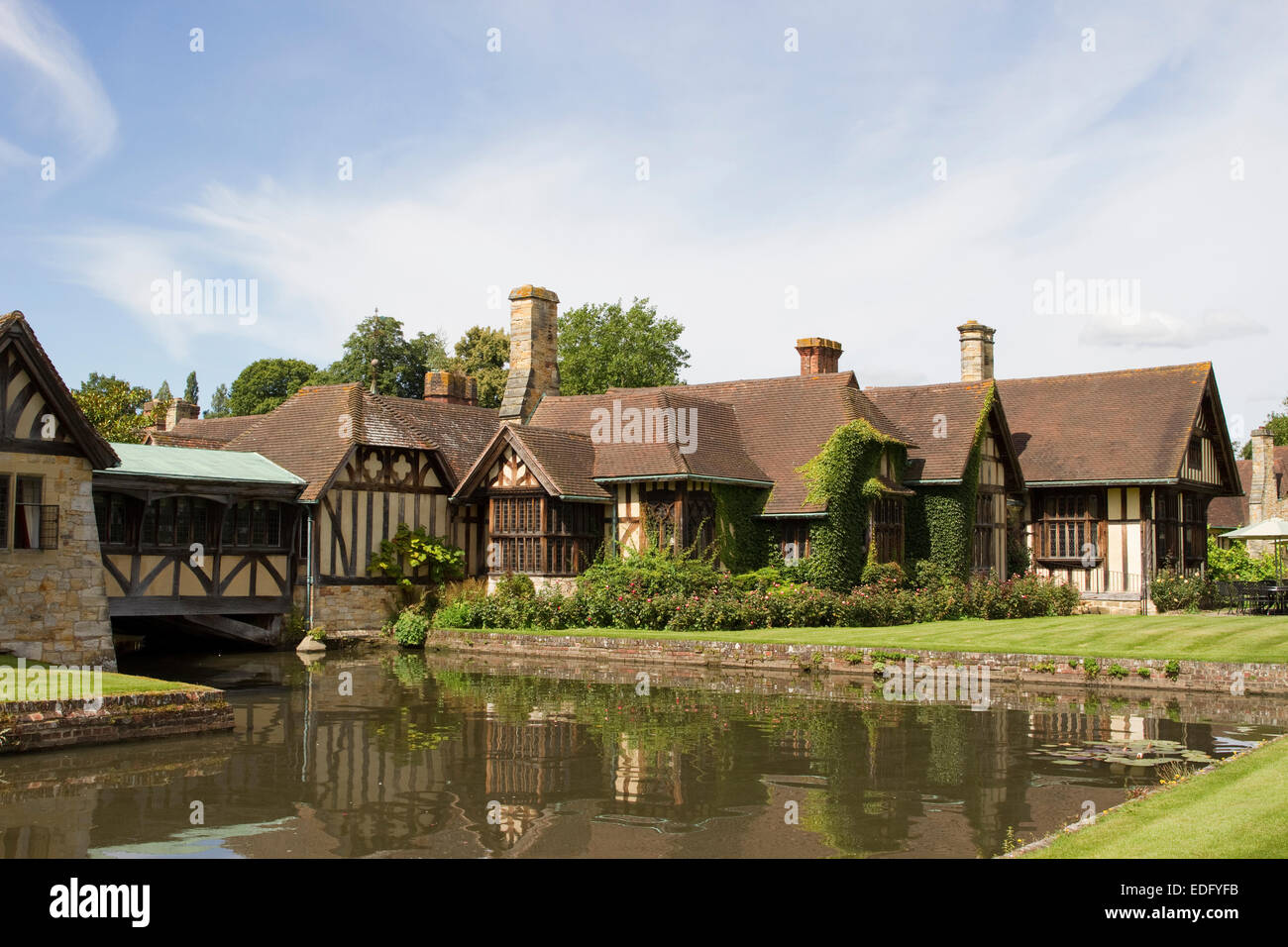 The Astor Wing, an Edwardian Wing attached to Hever Castle in Kent ...