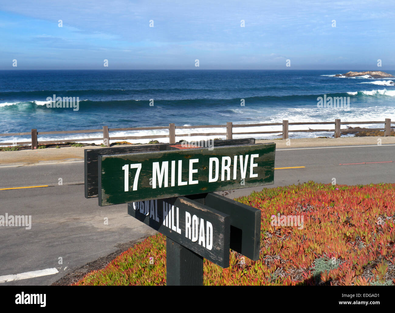 CALIFORNIA Sign for 17 mile drive, a fabulous scenic coast route ...