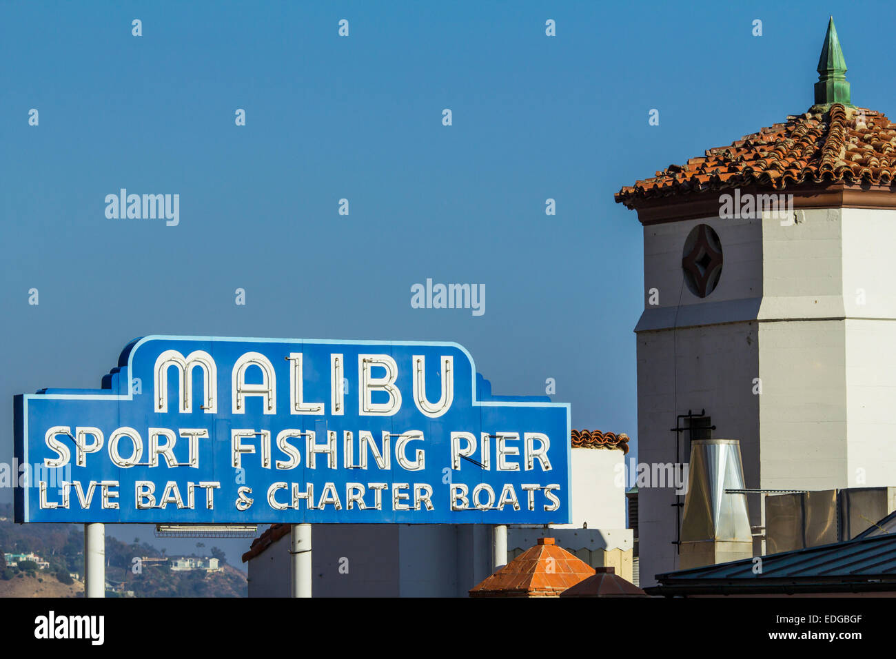 Malibu pier sign hi-res stock photography and images - Alamy