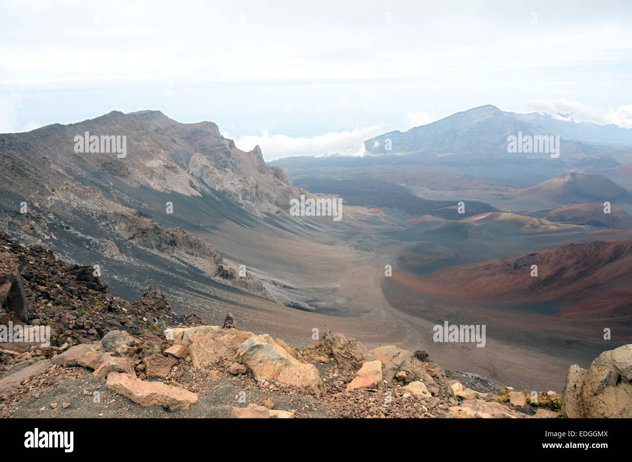 Mount Haleakala summit in Maui, Hawaii, at 10 000 ft Stock Photo - Alamy