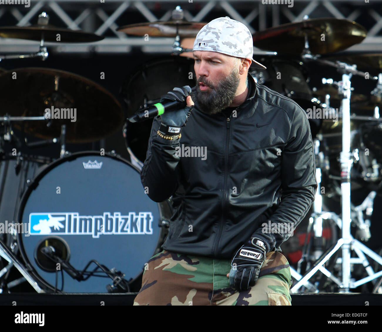 Sonisphere 2014 - Knebworth House - Performances - Day 1 - Limp Bizkit ...