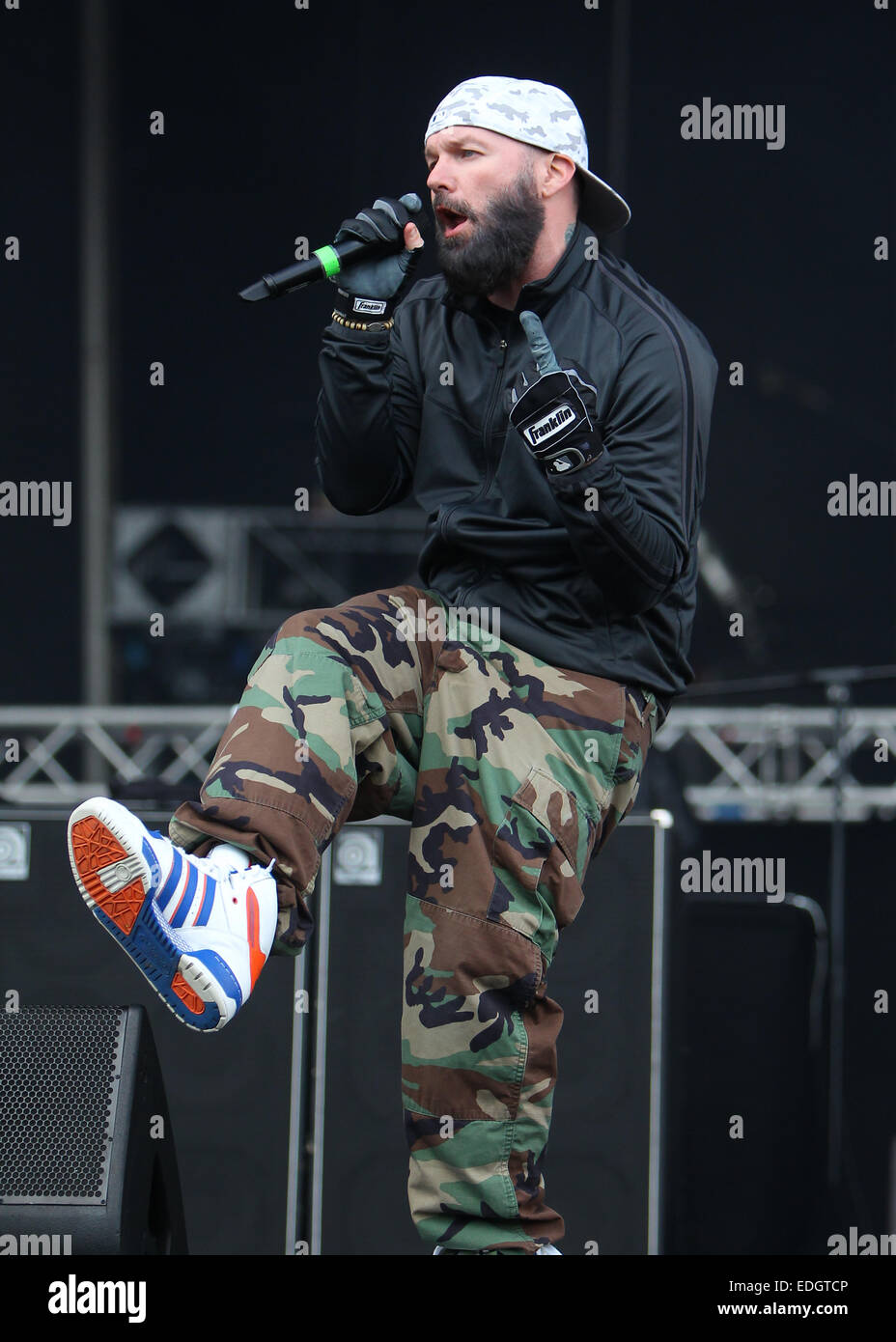 Sonisphere 2014 - Knebworth House - Performances - Day 1 - Limp Bizkit ...