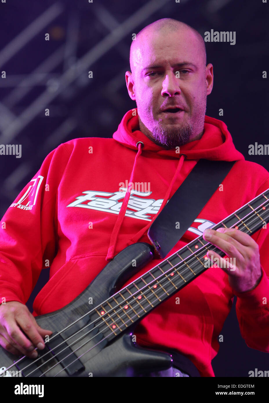 Sonisphere 2014 - Knebworth House - Performances - Day 1 - Limp Bizkit ...