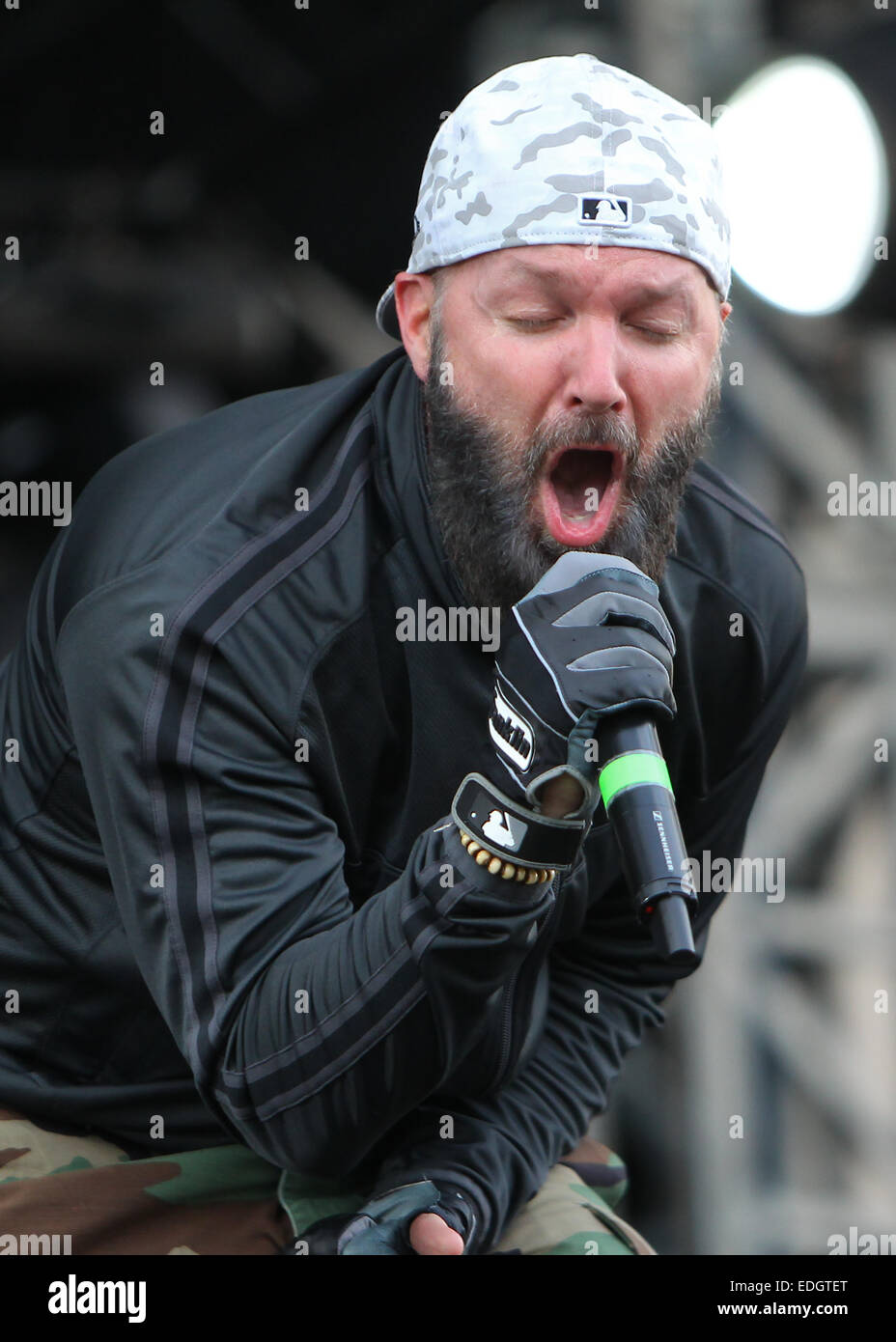 Sonisphere 2014 - Knebworth House - Performances - Day 1 - Limp Bizkit ...