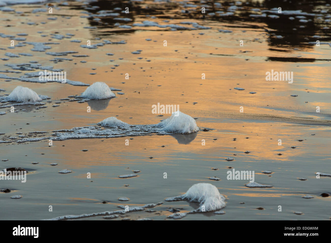 Light surf hi-res stock photography and images - Alamy