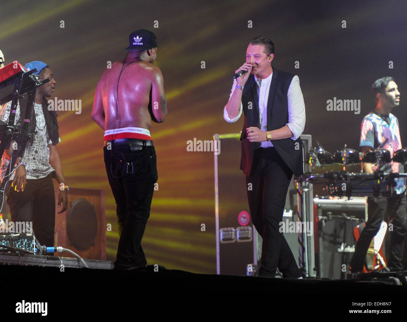 Wireless Festival - Day 1 - Performances - Rudimental ft. John Newman ...