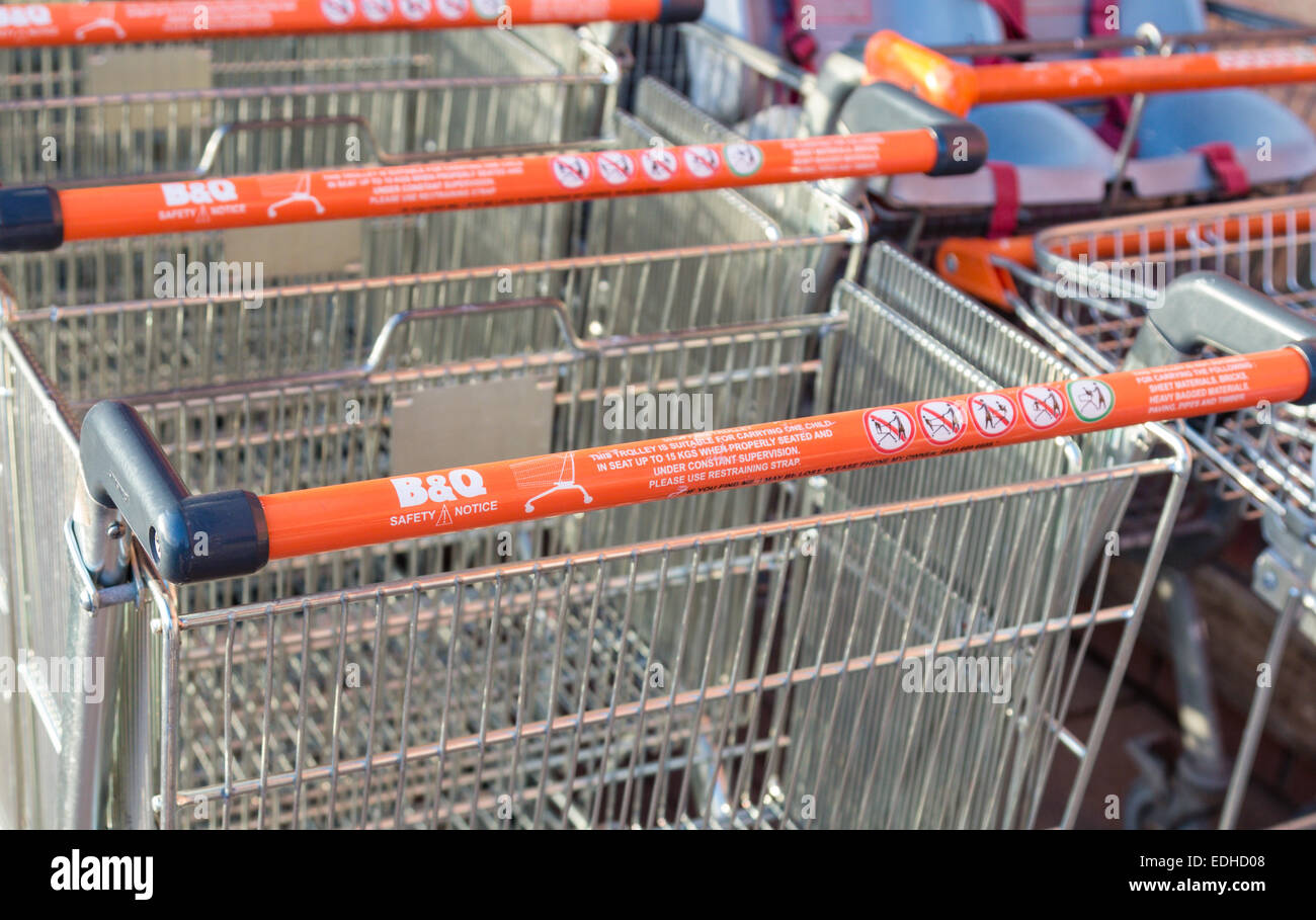 B&q trolley hi-res stock photography and images - Alamy
