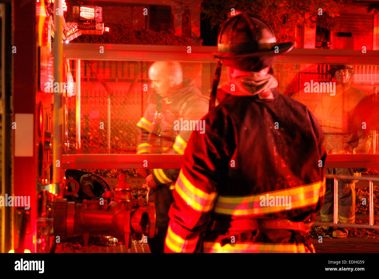 Milwaukee Fire Department MFD firefighters replacing the ladder on the ...