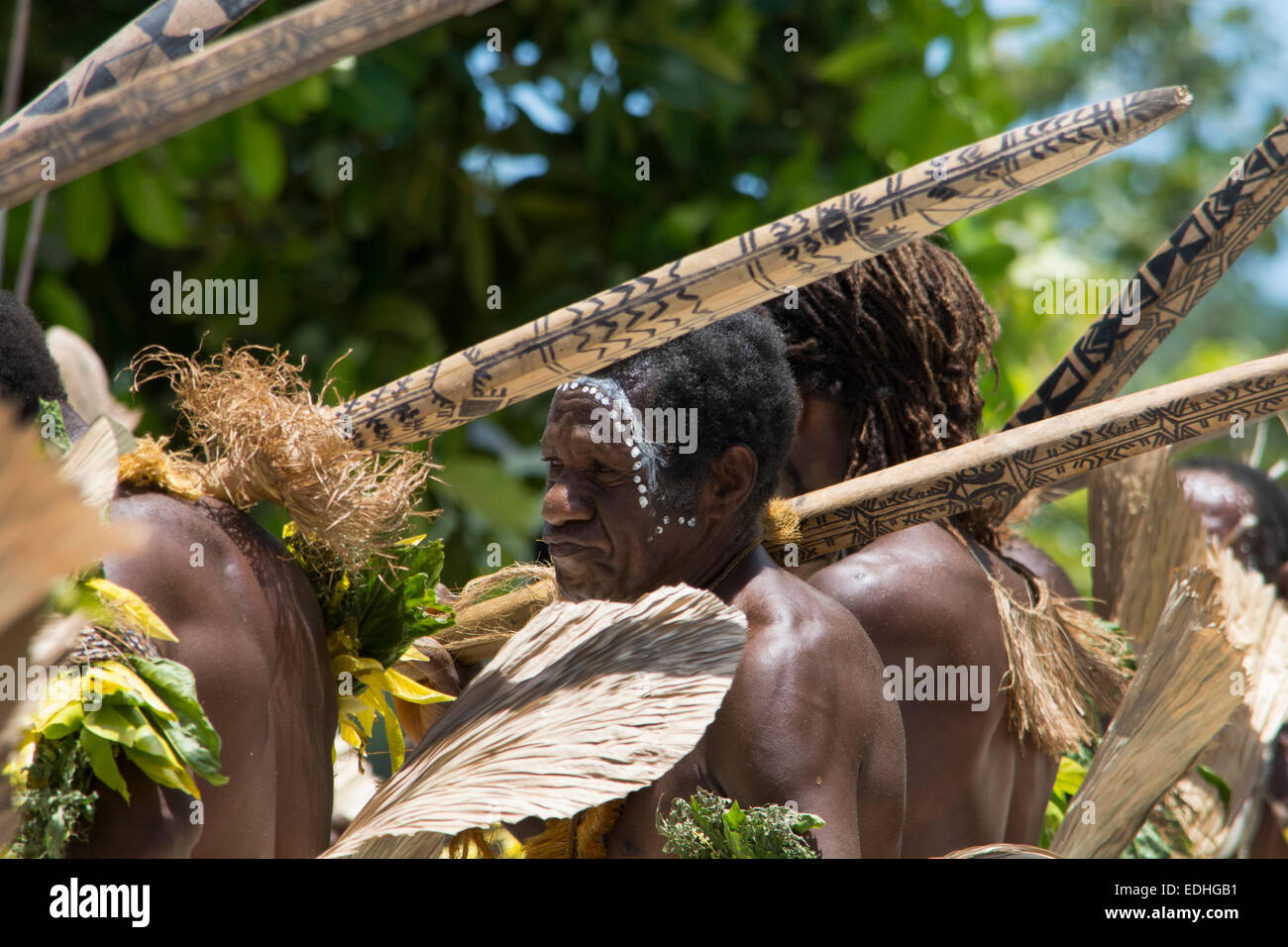 Solomon islands man traditional clothing hi-res stock photography and ...
