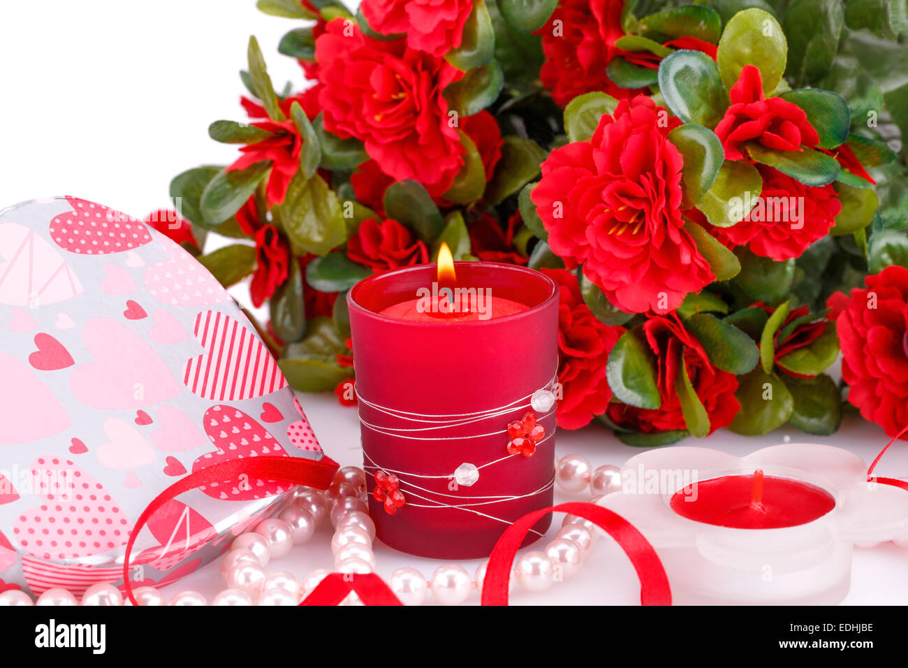 Red flower box hi-res stock photography and images - Alamy