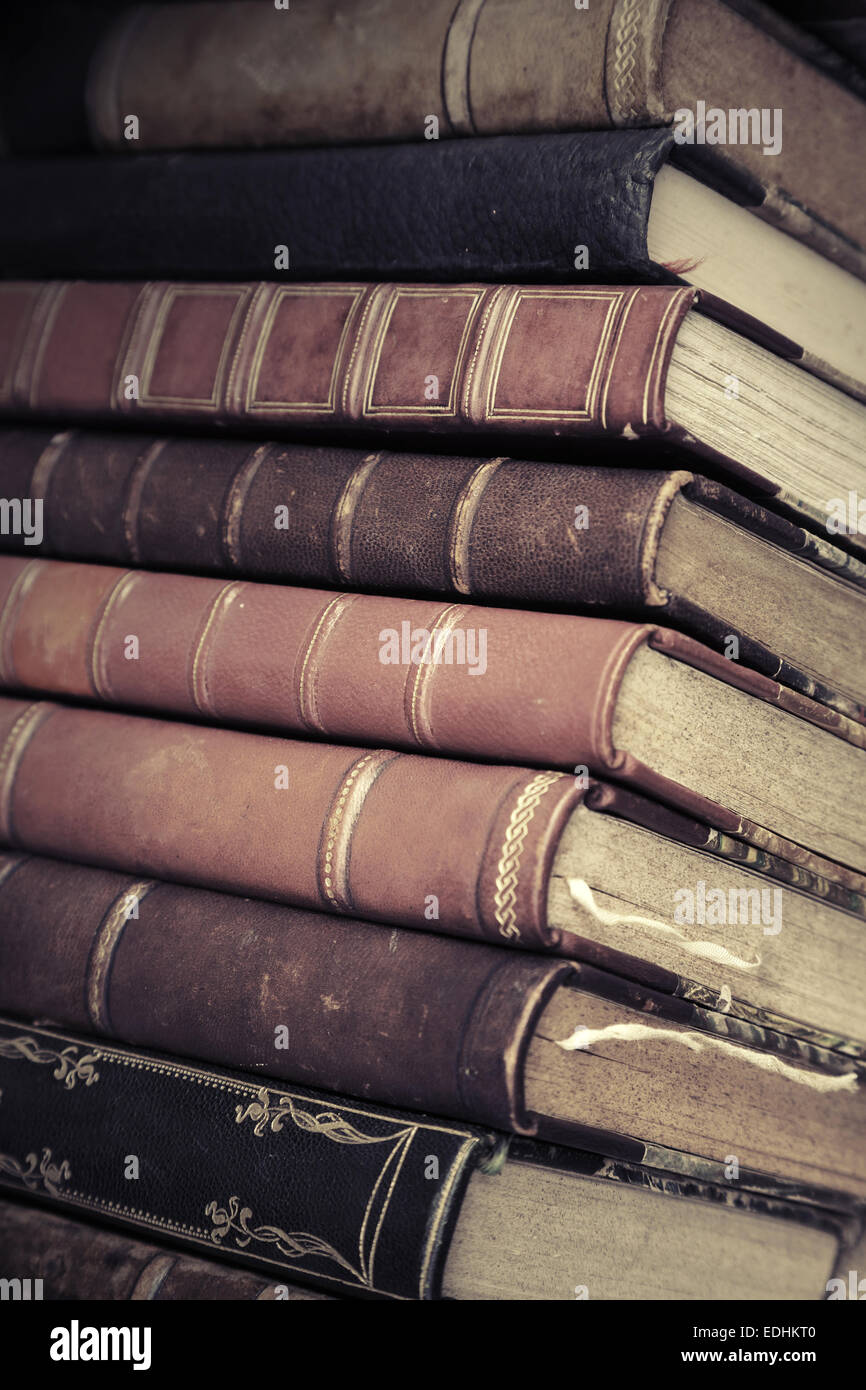 Retro book covers hi-res stock photography and images - Alamy