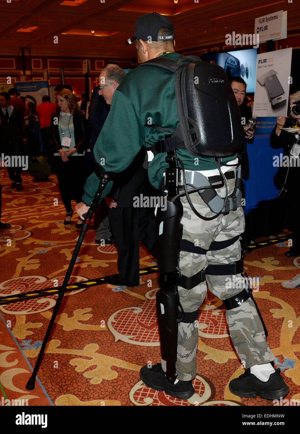 Spinal cord injury hi-res stock photography and images - Alamy