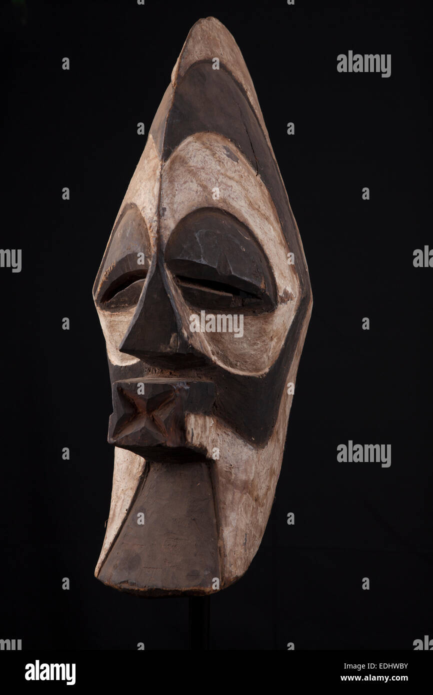 African head gear hi-res stock photography and images - Alamy