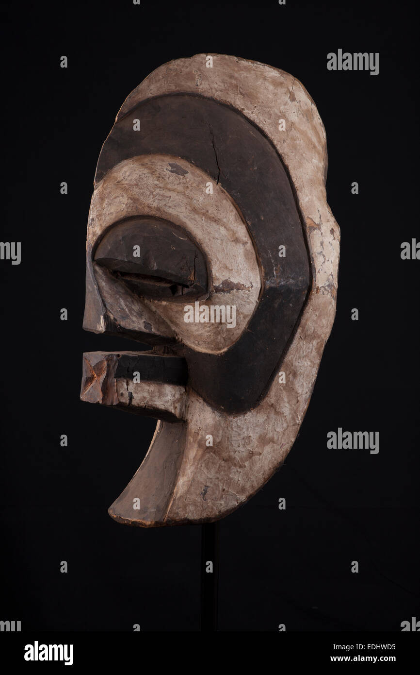 African mask from Congo, Central Africa Stock Photo - Alamy