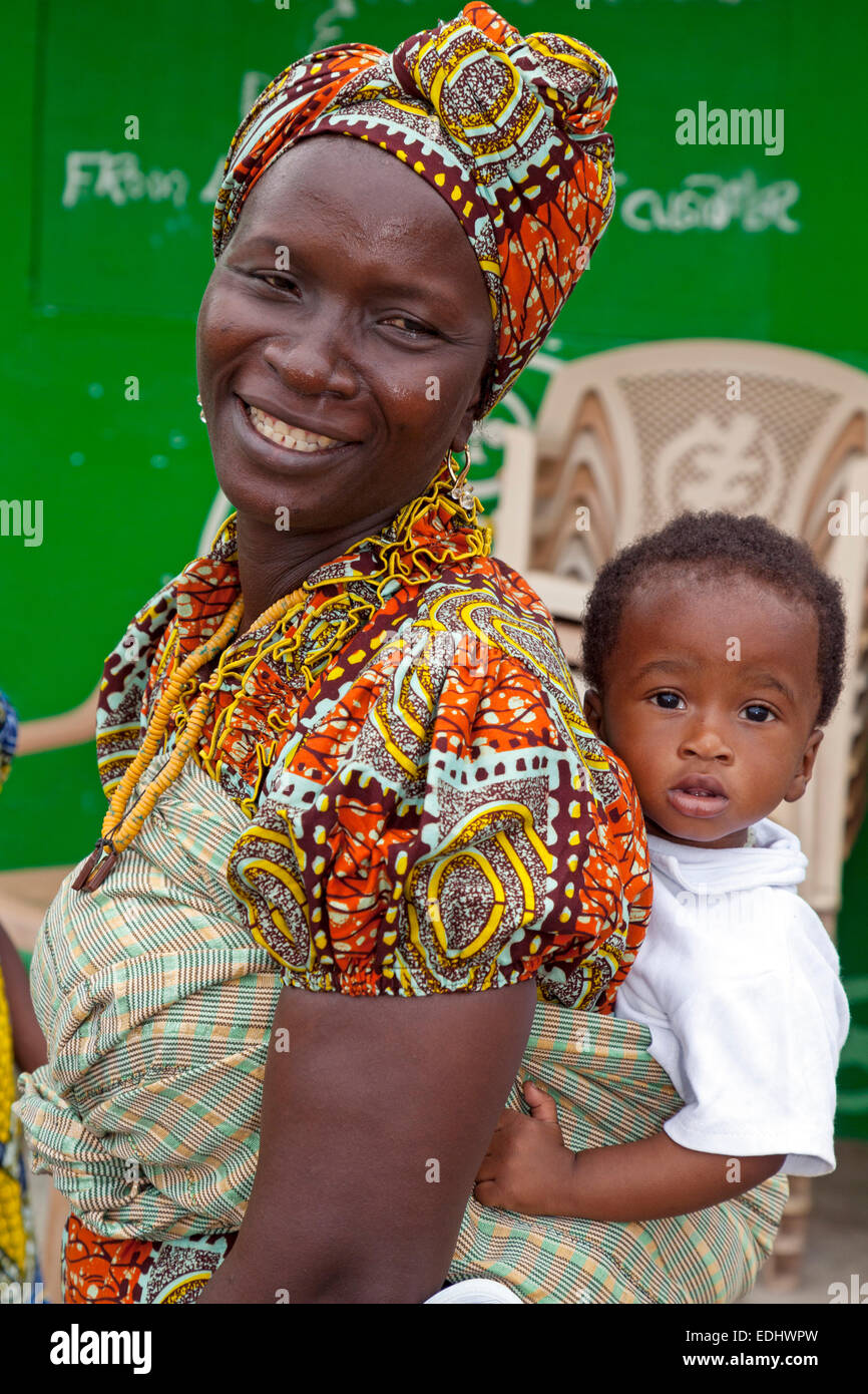 African woman and baby, Accra, Ghana, Africa Stock Photo - Alamy