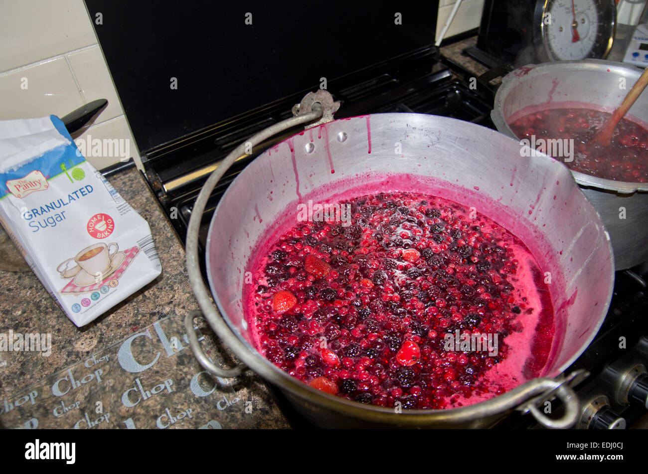 Preserve jam hi-res stock photography and images - Alamy
