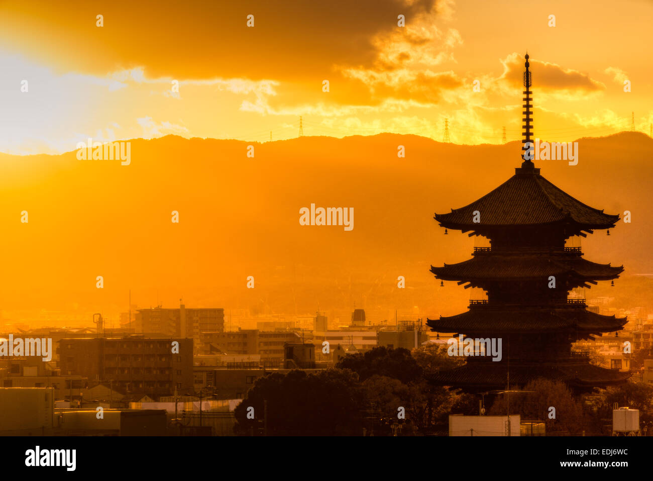Kyoto sunset hi-res stock photography and images - Alamy
