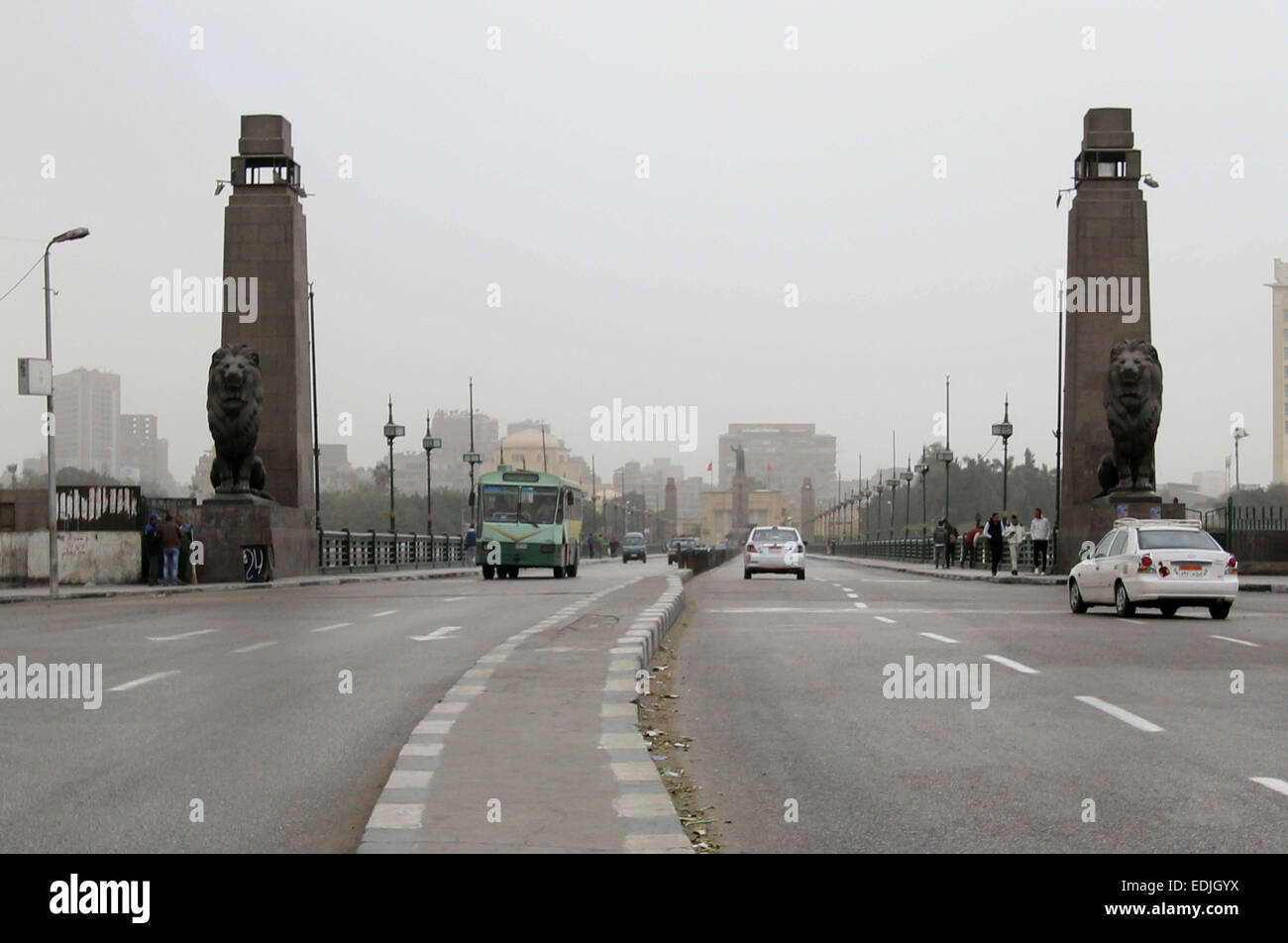 Egypt cairo sandstorm hi-res stock photography and images - Alamy
