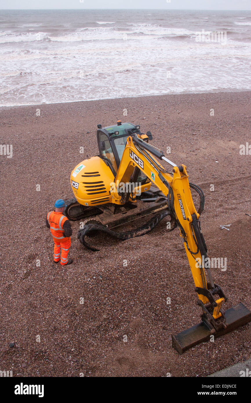 Pebble track hi-res stock photography and images - Alamy