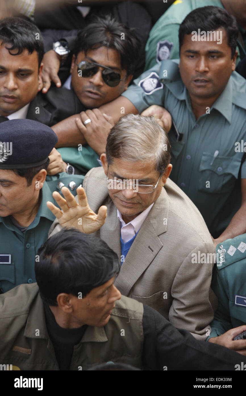 Dhaka, Bangladesh. 7th Jan, 2015. BNP acting Secretary General Mirza ...