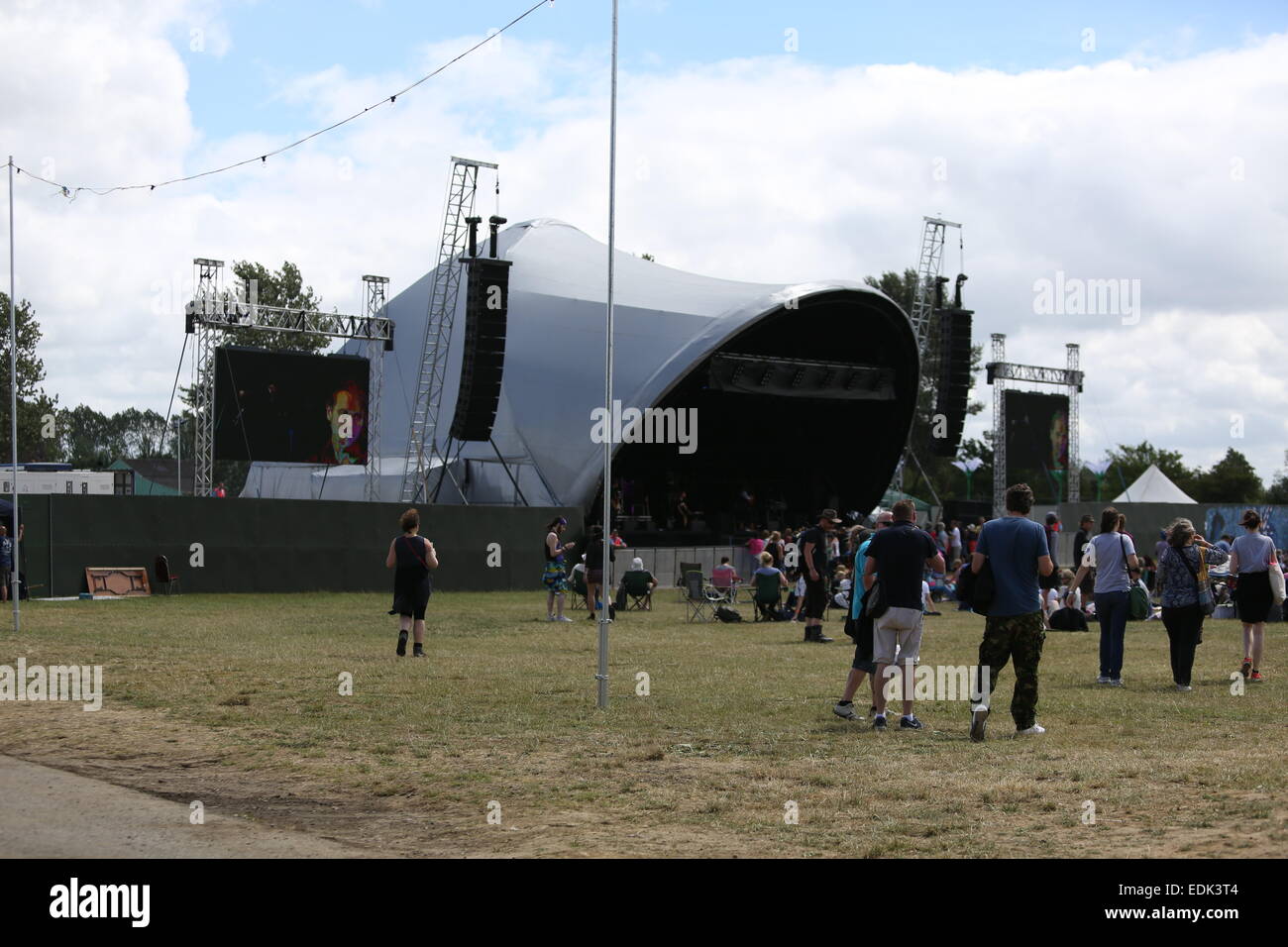 Hop Farm Music Festival 2014 - Day 2 - Atmosphere Featuring: Atmosphere ...