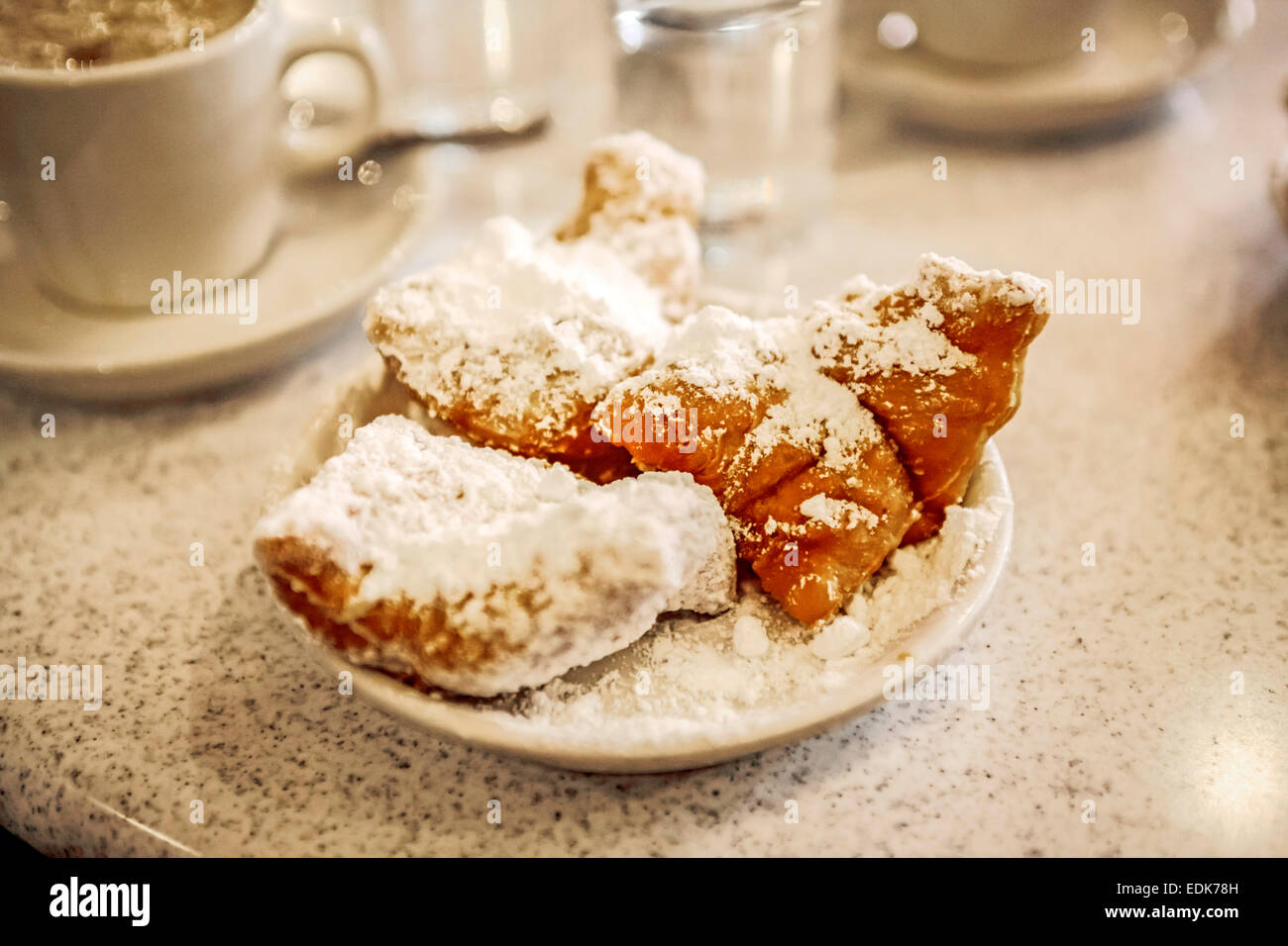 Cafe du monde new orleans hi-res stock photography and images - Alamy