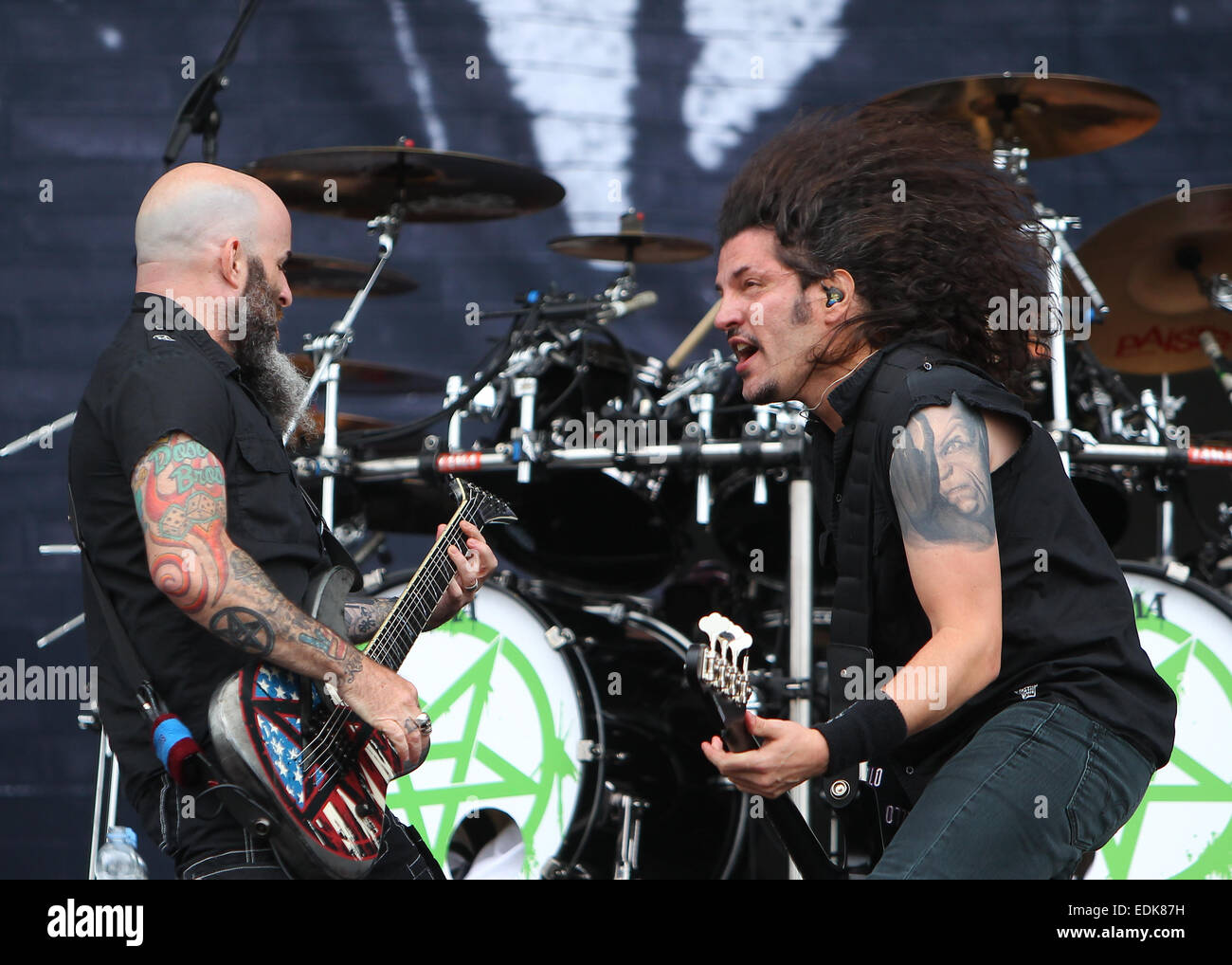 Sonisphere Knebworth 2014 - Performances - Day 2 - Anthrax Featuring ...