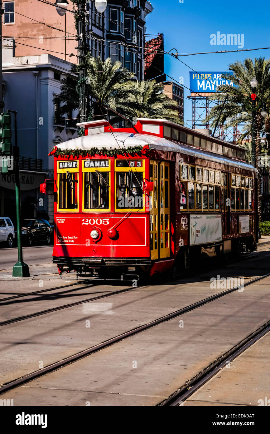 Overhead streetcar lines hi-res stock photography and images - Alamy