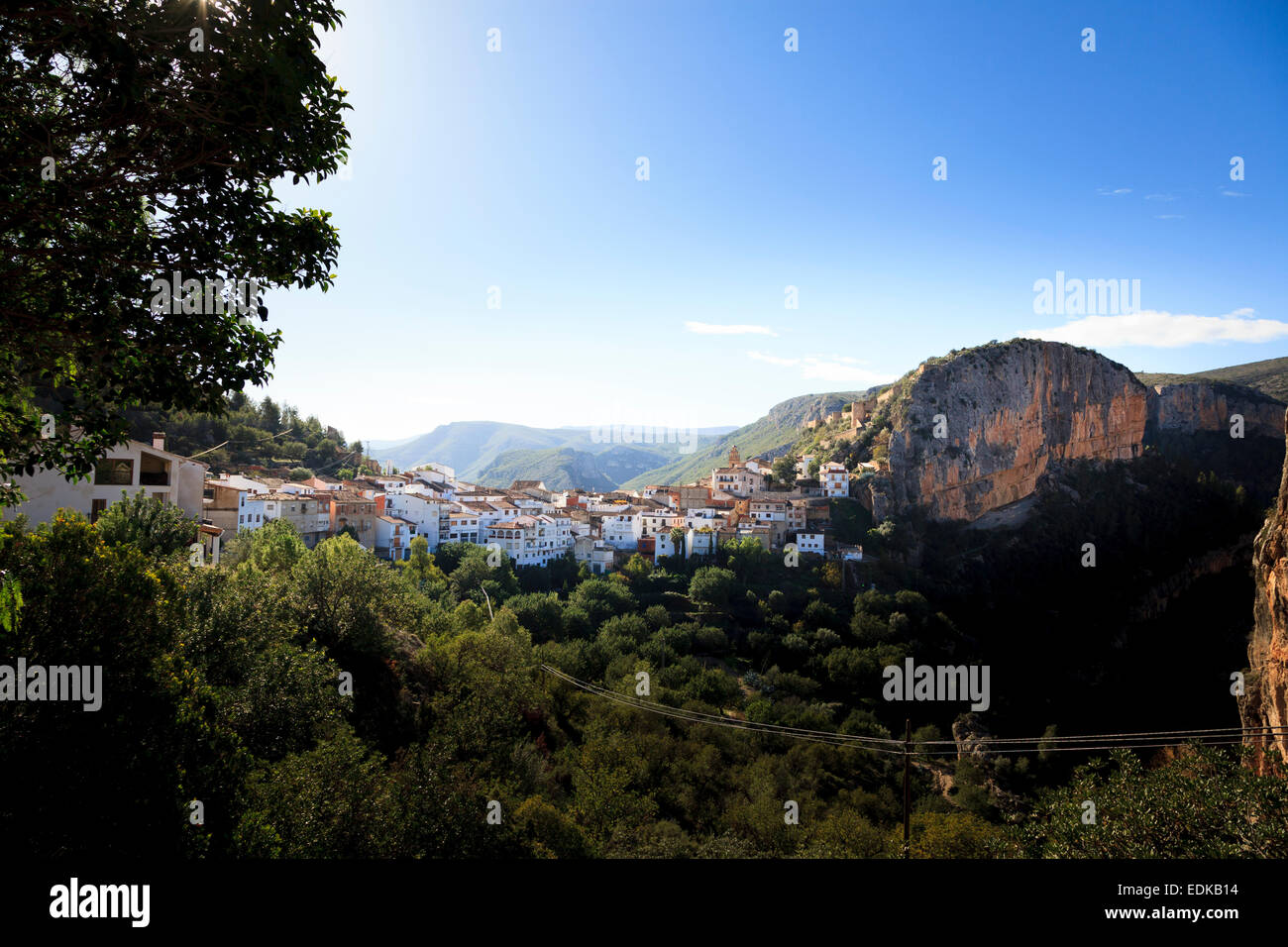 Mountain village of Chulilla nestling alongside a deep gorge in ...